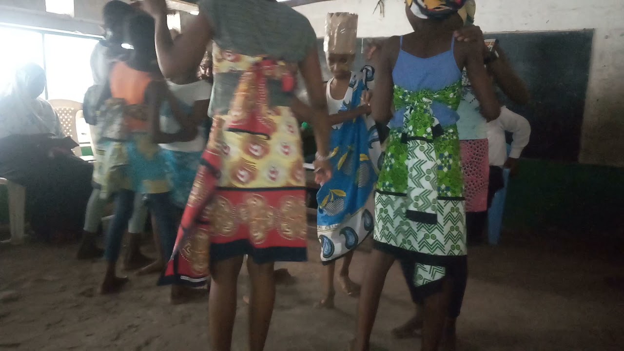 GIRIAMA TAARAB DANCE - YouTube