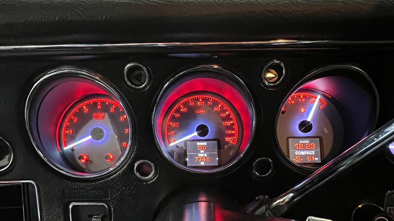 Dakota digital dash on ‘72 Chevelle for bringatrailer.com - YouTube