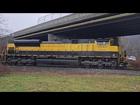 NYS&W EMD SD70M-2 4060 Leads South Bound NYSW , Between Tully NY & Cortland - YouTube