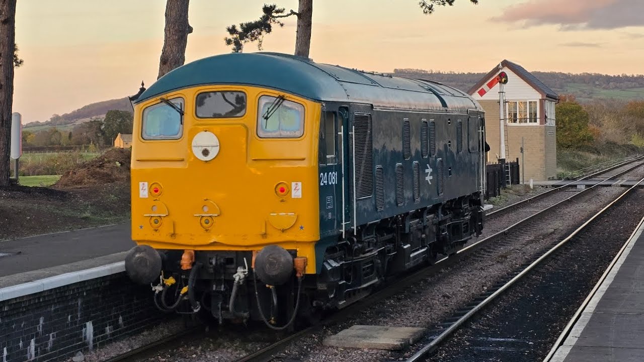 GWSR Class 24 24081 Purple Timetable 02/11/25 - YouTube