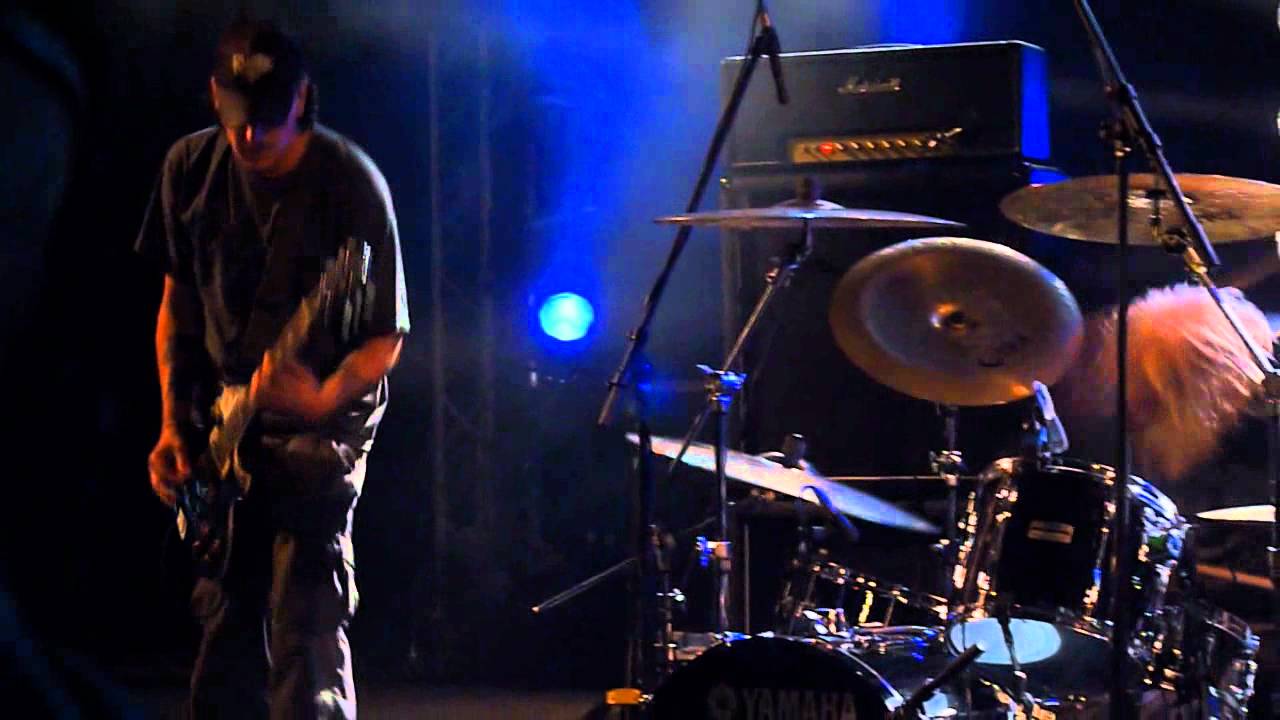 Weedeater - Monkey Junction live @ Milhões de Festa 2012 - YouTube