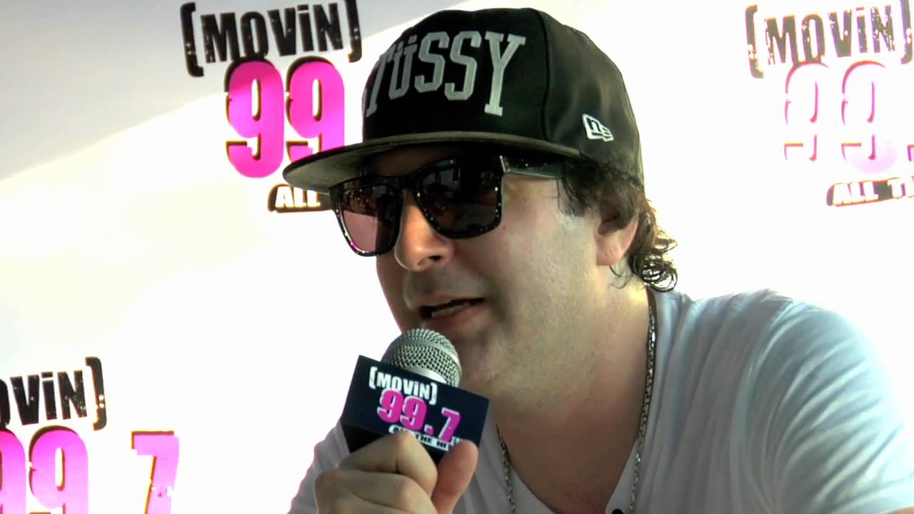 Red White and Boom CW 44 Cable 12 - YouTube