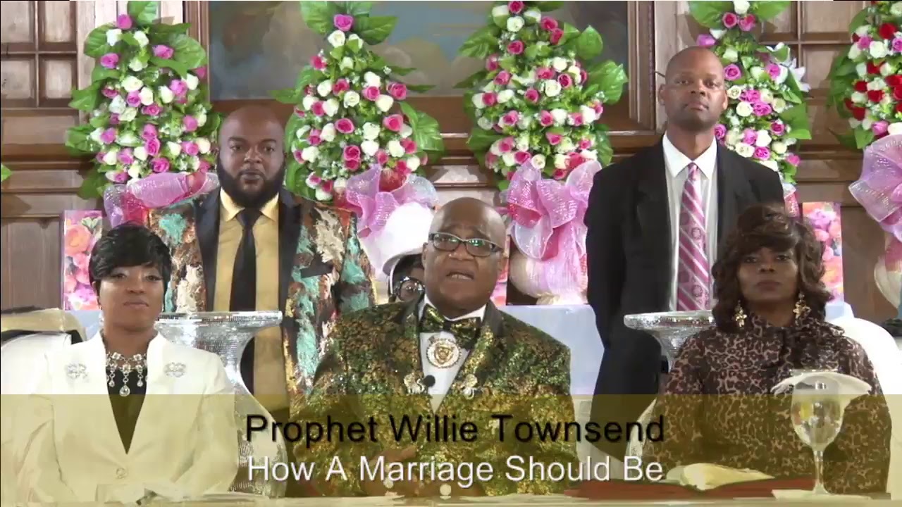 How Marriage Should Be - YouTube