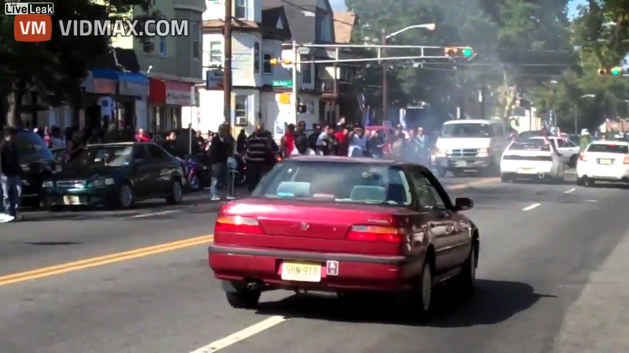 Stupid Motorcycle Showoff Fail Results In Brutal Crash - YouTube