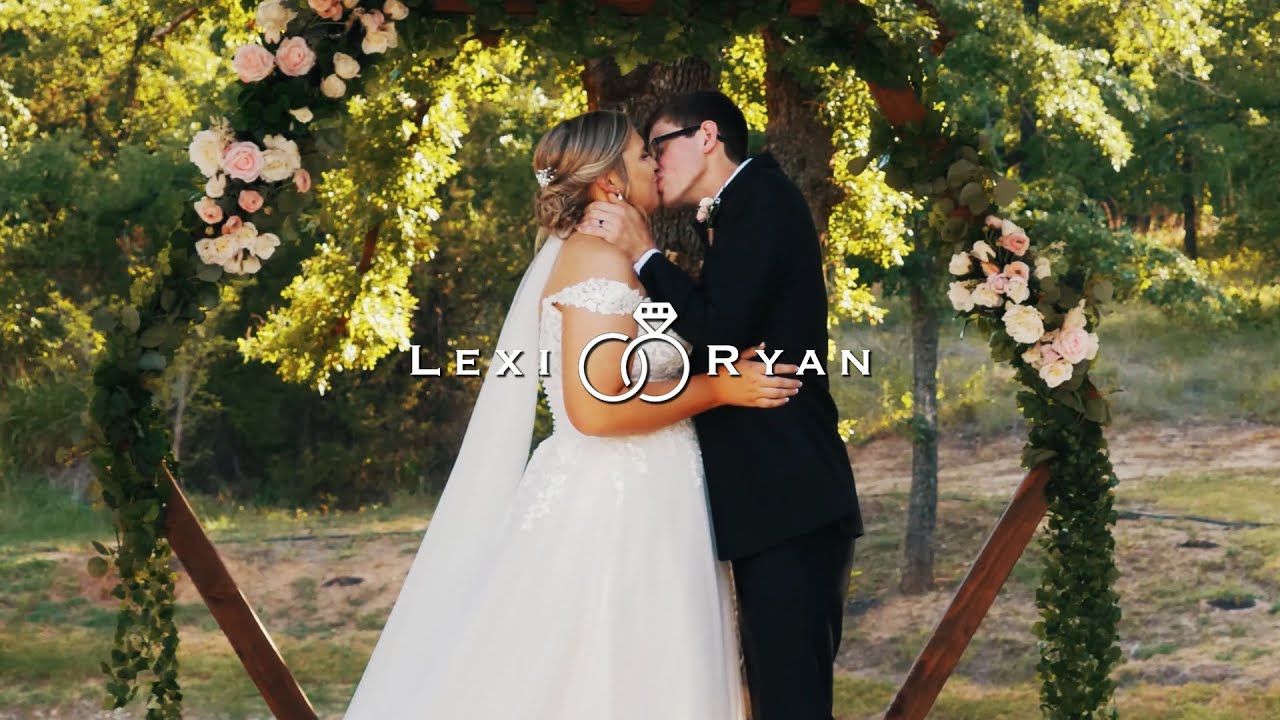 Best Texas Weddings | Lexi & Ryan | La Bella Luna - YouTube