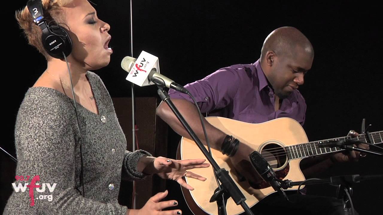 Emeli Sandé - "Heaven" (Live at WFUV) - YouTube