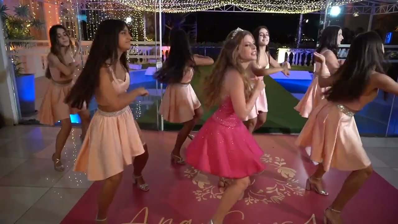 Abertura da pista de dança - Ana Carolina Dança com as amigas - YouTube