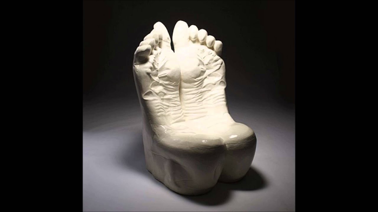 las sillas mas extrañas - YouTube