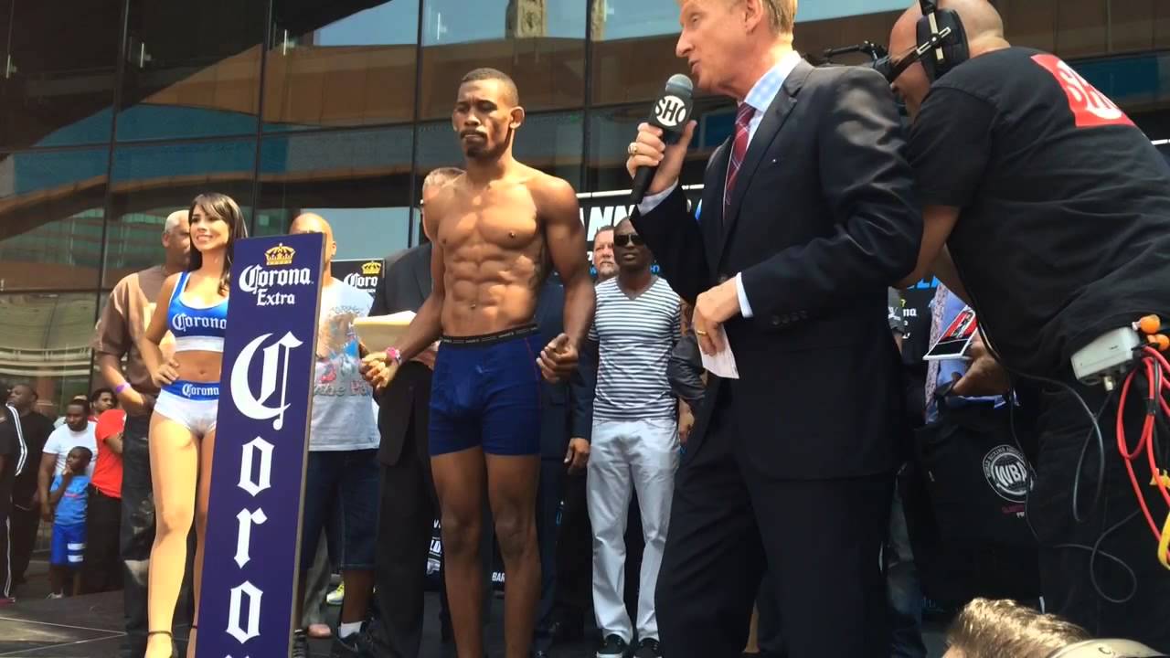 Boxing Rivals Weigh-in Before Big Fight - YouTube