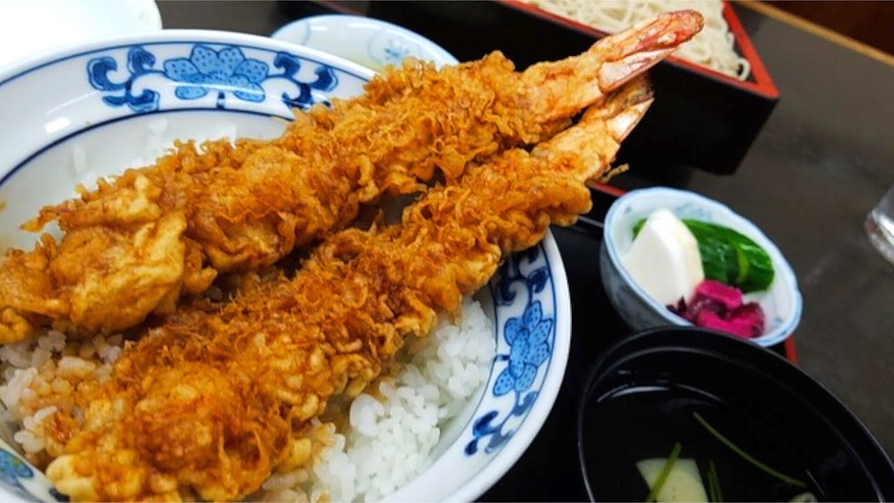 TOKYO - RICE BOWLS WITH SHRIMP TEMPURA THE SIZE OF YOUR ARMS IN ASAKUSA ...
