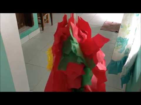 Piñata de flor de noche buena - YouTube