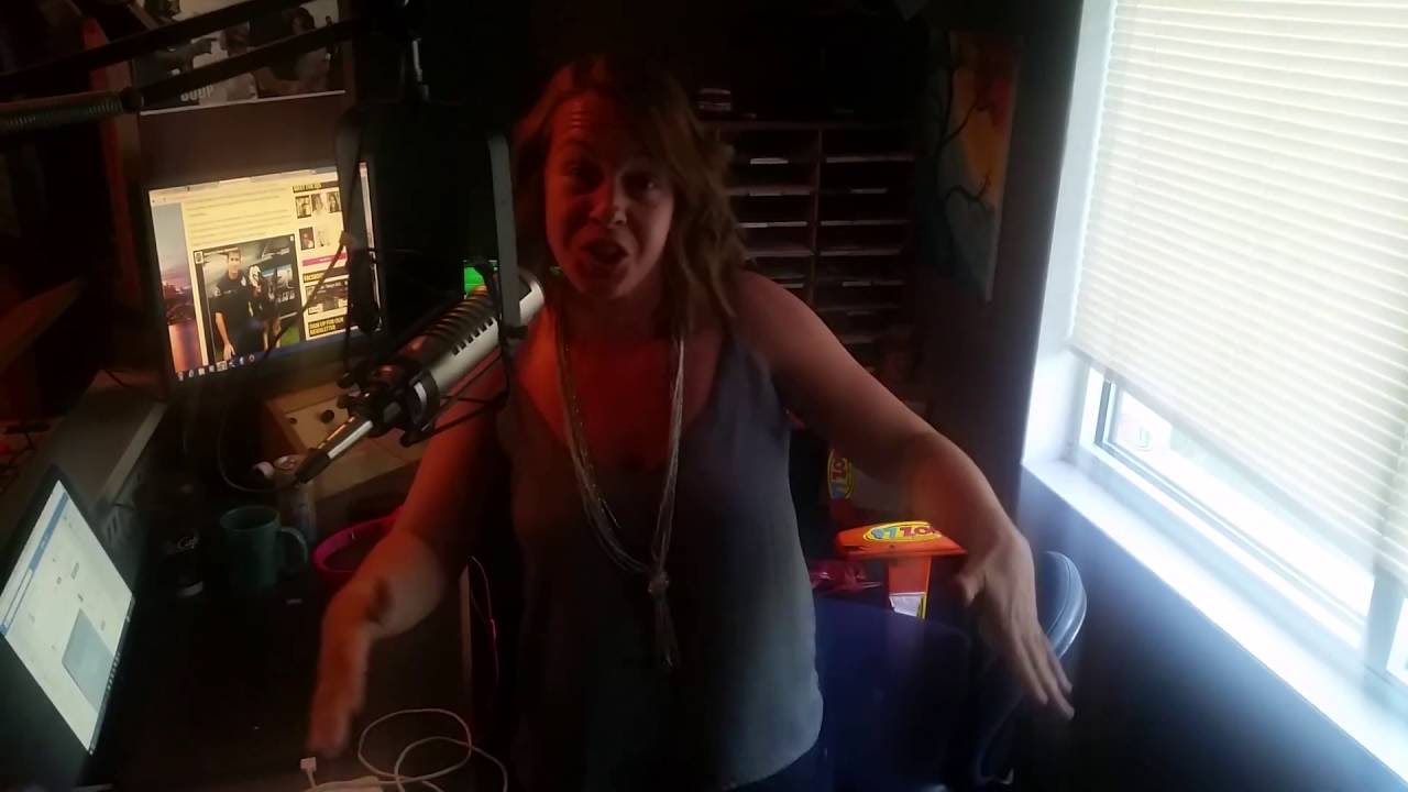 Mandy James Raps the ABC's - YouTube