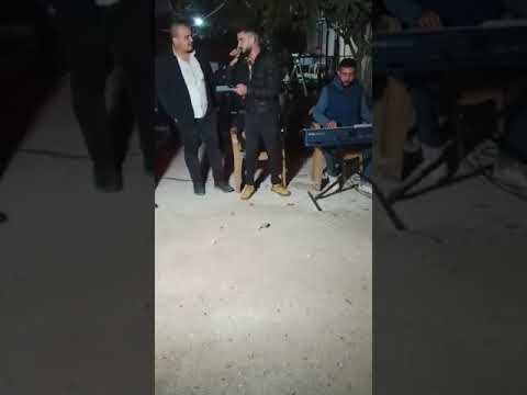 bana sor solist Emrah kuscu klavyede Battal Demirdelen