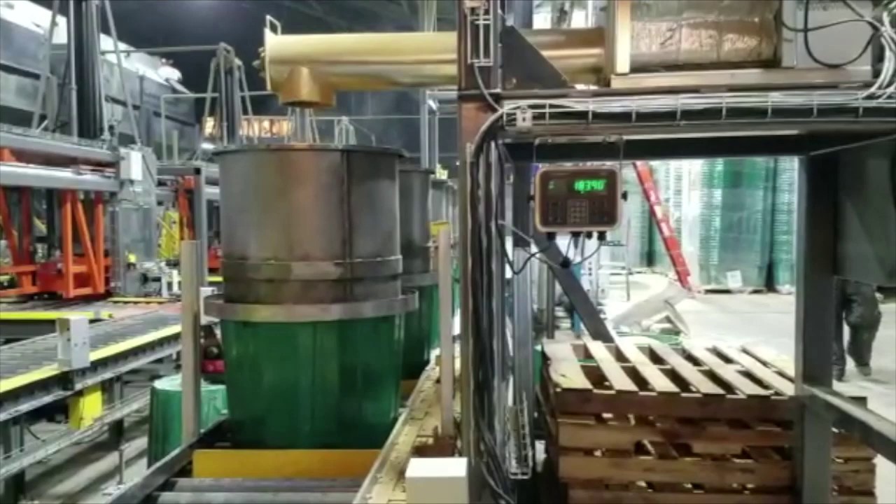 Automated Tub Press Filling - YouTube