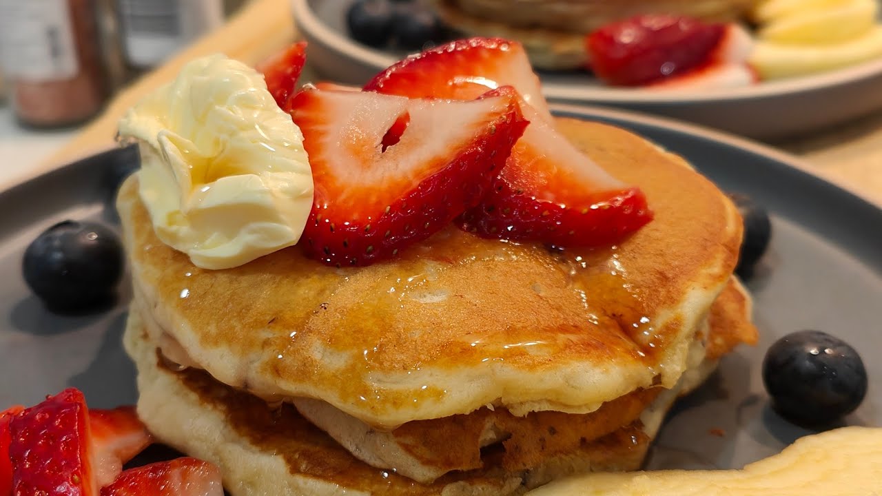 Fruity Pancakes overload | bikolanahardinera #pancake #pancakes # ...