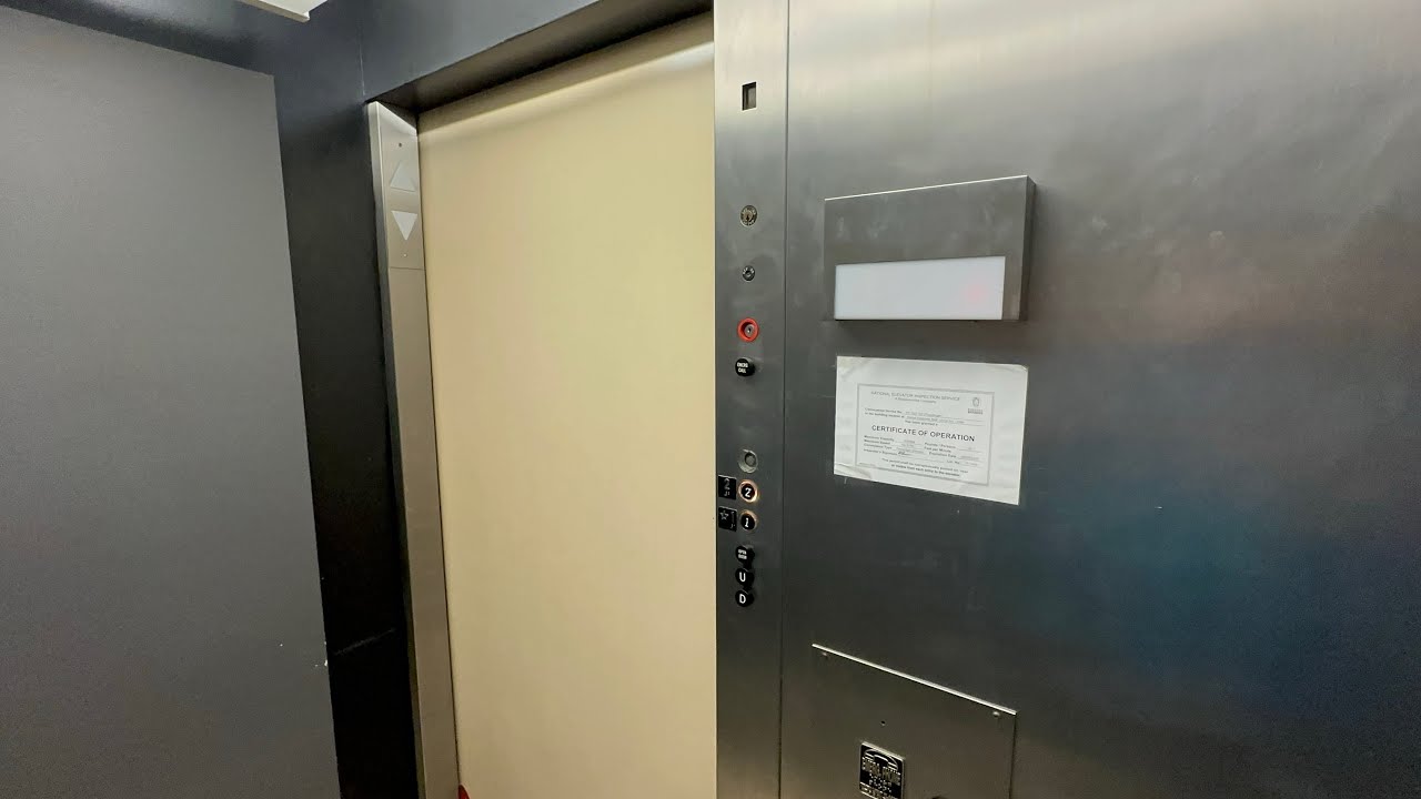 Vintage Otis Lexan Hydraulic Elevator @ Macy’s Eastview Mall Victor New ...