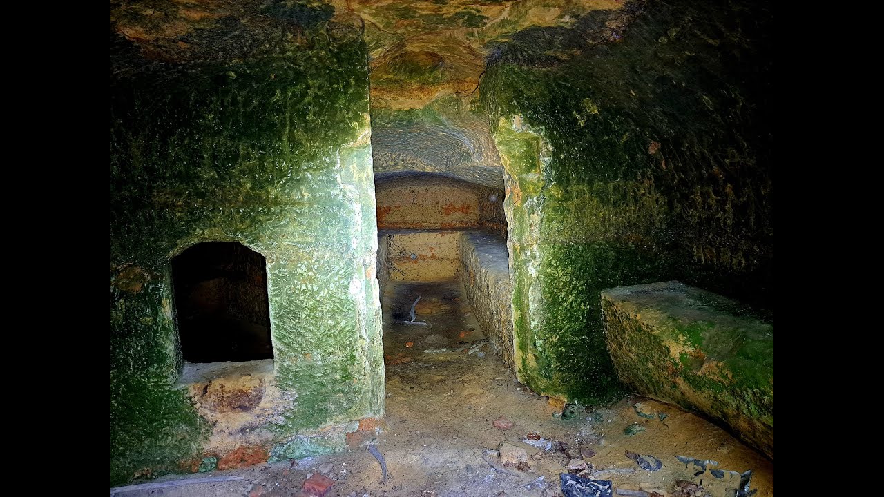 Skalní obydlí Osada Ralsko - Svébořice - Galbytour 2022 - YouTube