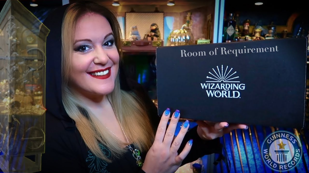 LOOT CRATE ROOM OF REQUIREMENT WIZARDING WORLD BOX UNBOXING | VICTORIA ...