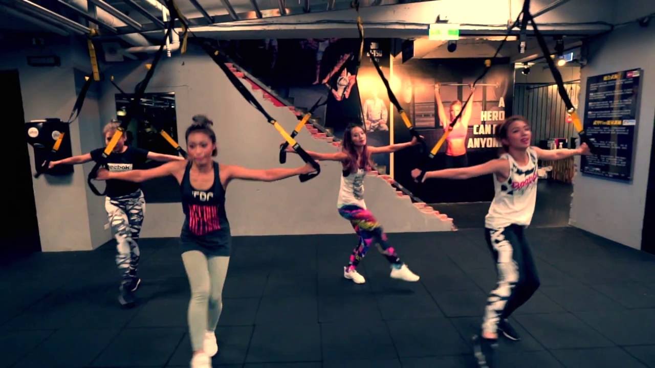 TSC ‪feat.‎Reebok‬ TRX Mix Dance - YouTube
