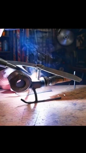 🛠️ Scrap Metal Art – Mini Helicopter Creation! 🚁Watch this amazing ...