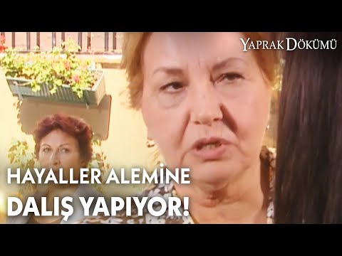 Hayriye eski dünürünü görünce heyecanlandı! - Yaprak Dökümü Özel Klip