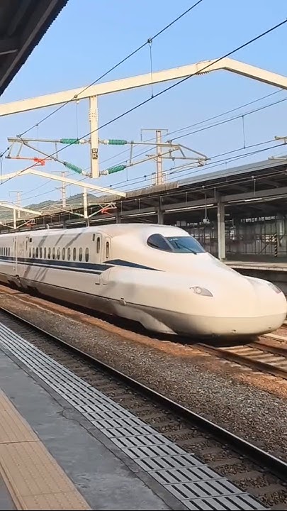 速すぎる!! 新幹線同士の離合 #n700系 #n700s #のぞみ#新幹線 #山陽新幹線 #shinkansen - YouTube