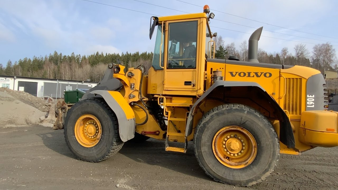 Köp Lastmaskin Volvo L90E på Klaravik - YouTube