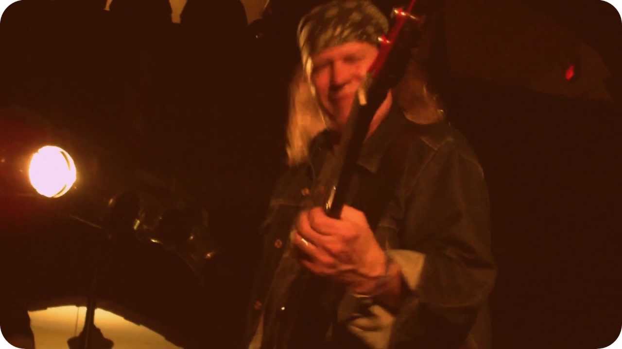 Johnny Smoke - Ballroom Blitz at the Buffalo Armory 10-21-12 - YouTube