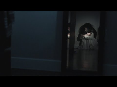 The Mirror | One Minute Horror Short