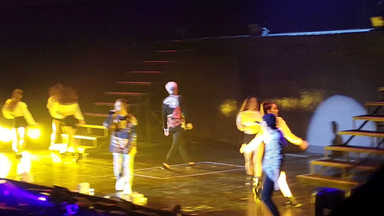 BIGBANG MADE VIP FM- Bae Bae - Honolulu, HI - YouTube