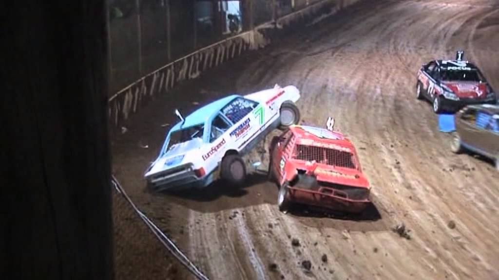Tim Weir Rollover- 2nd April 2010 - Maryborough Speedway - YouTube