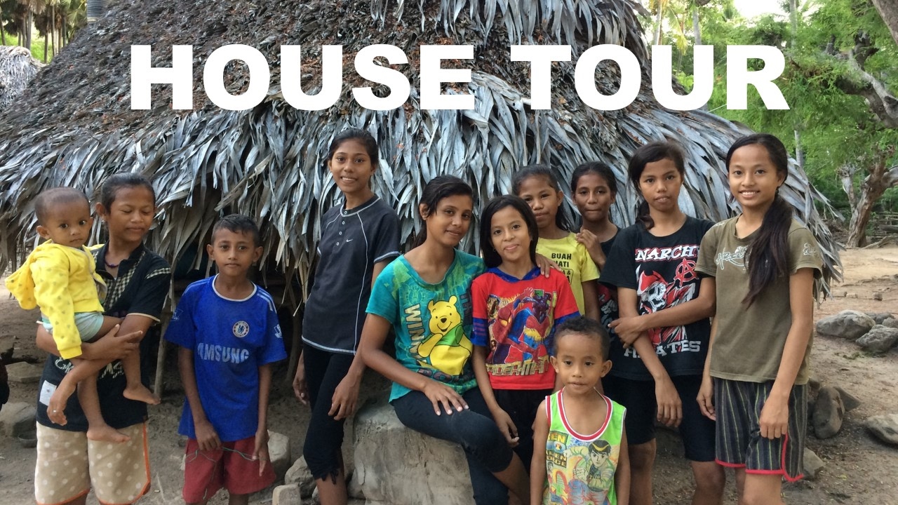 Tour Rumah Tradisional Masyarakat Suku Sabu - Pulau Sabu/Sawu 🇮🇩 - YouTube