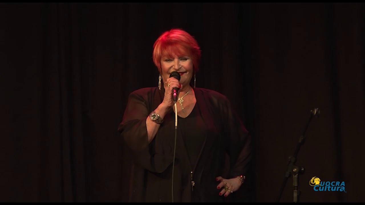 MARIA GARAY en UOCRA CULTURA - YouTube