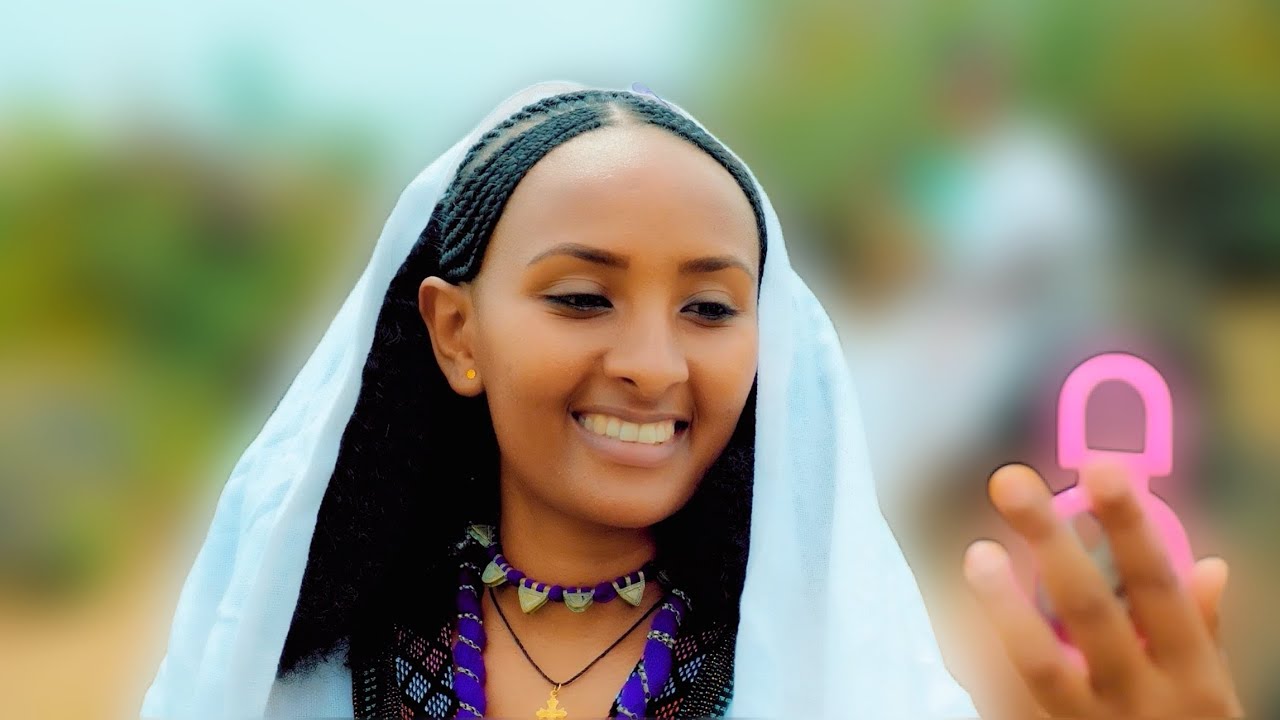 Aytenew Atnaf (እሺም እምቢም አላለች) Eshim Embim Alalech - New Ethiopian Music ...