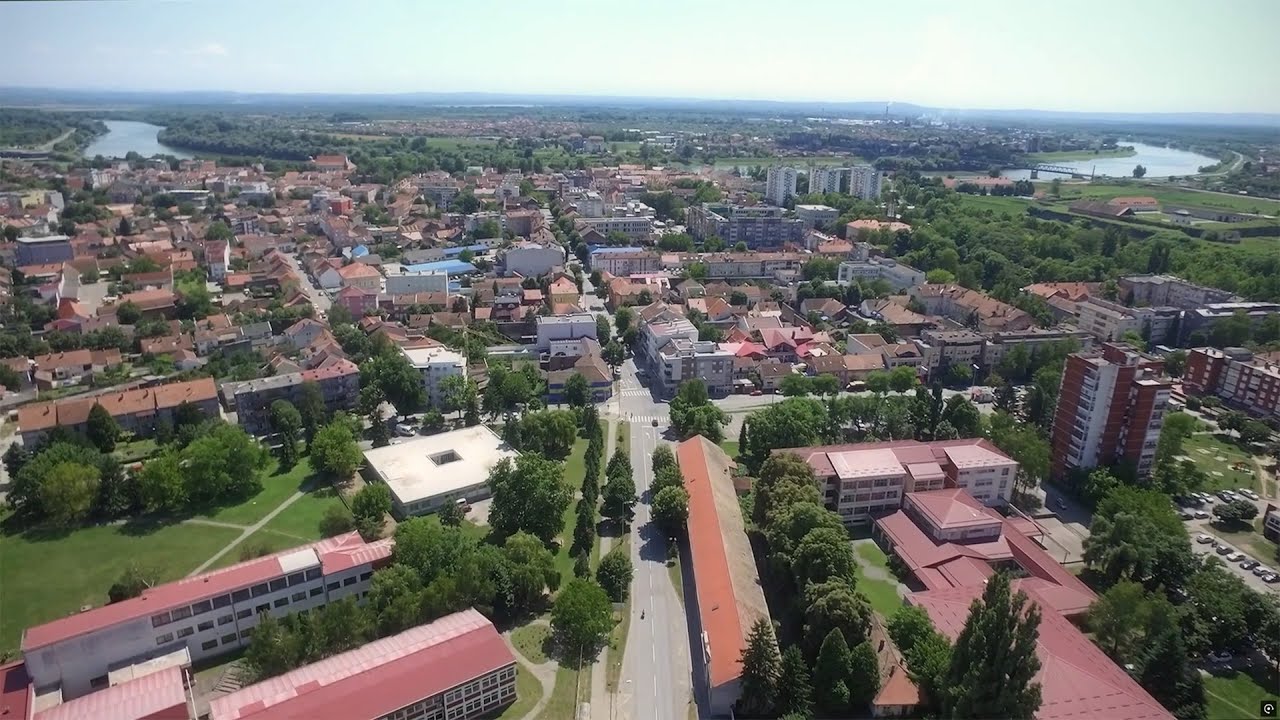 Slavonski Brod Grad za mlade - YouTube