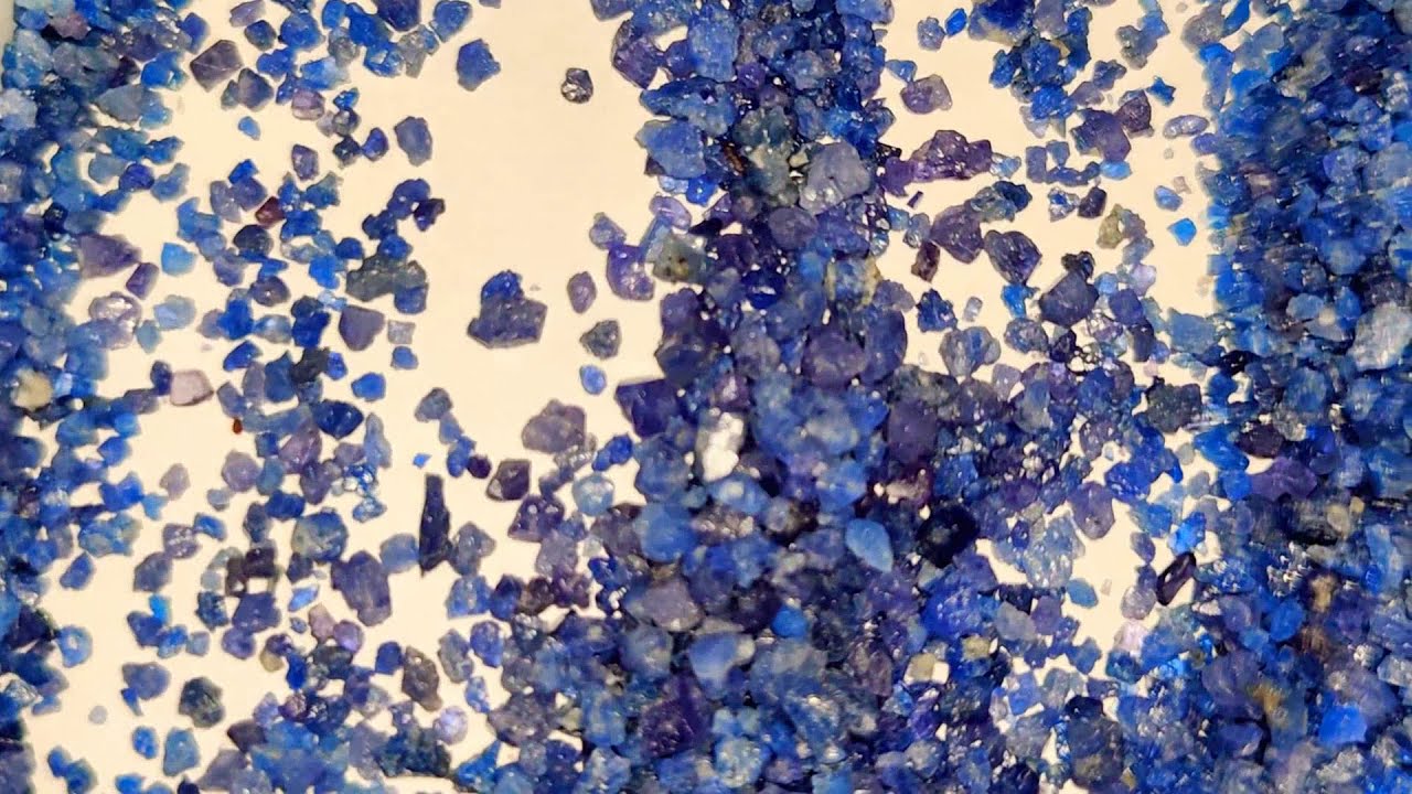COBALT BLUE SPINEL Under UV Light - YouTube