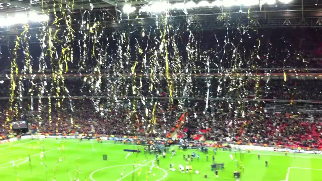 UEFA CL Final Trophy - YouTube
