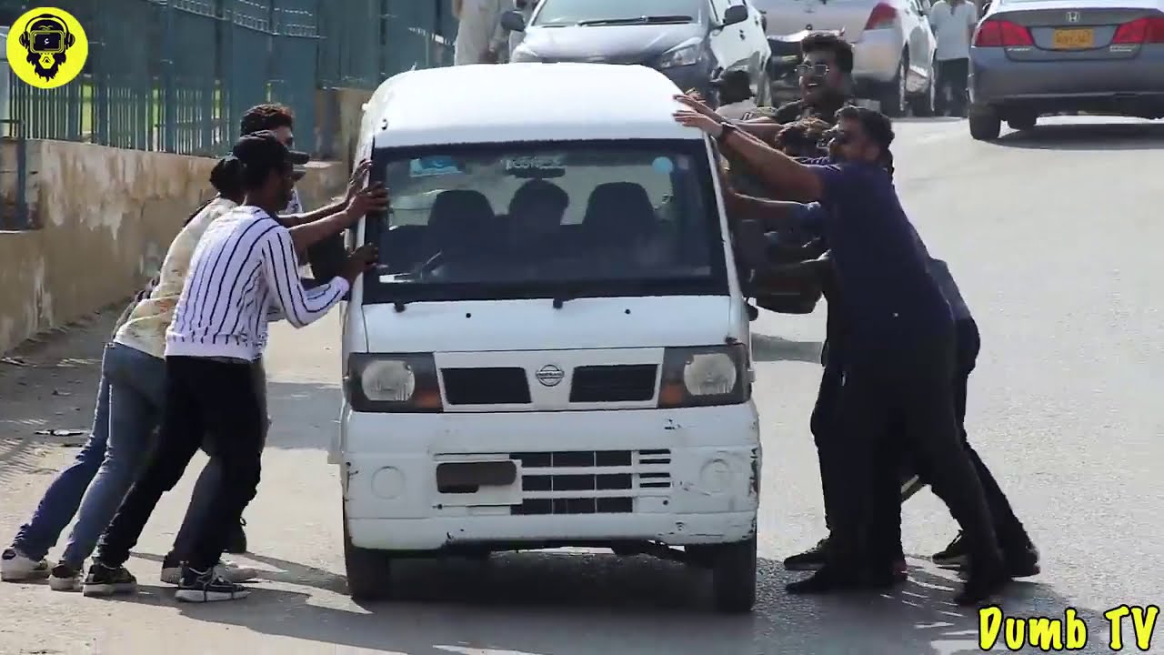 Dancing Car Prank In Pakistan - Dancing Car Funny Vedio Dumb Tv prank 😂 ...