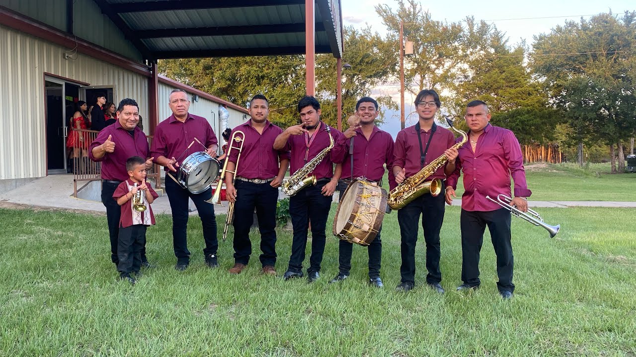 LOS ARRECHOS - Entrada de XV de Ruby 🇲🇽 - YouTube