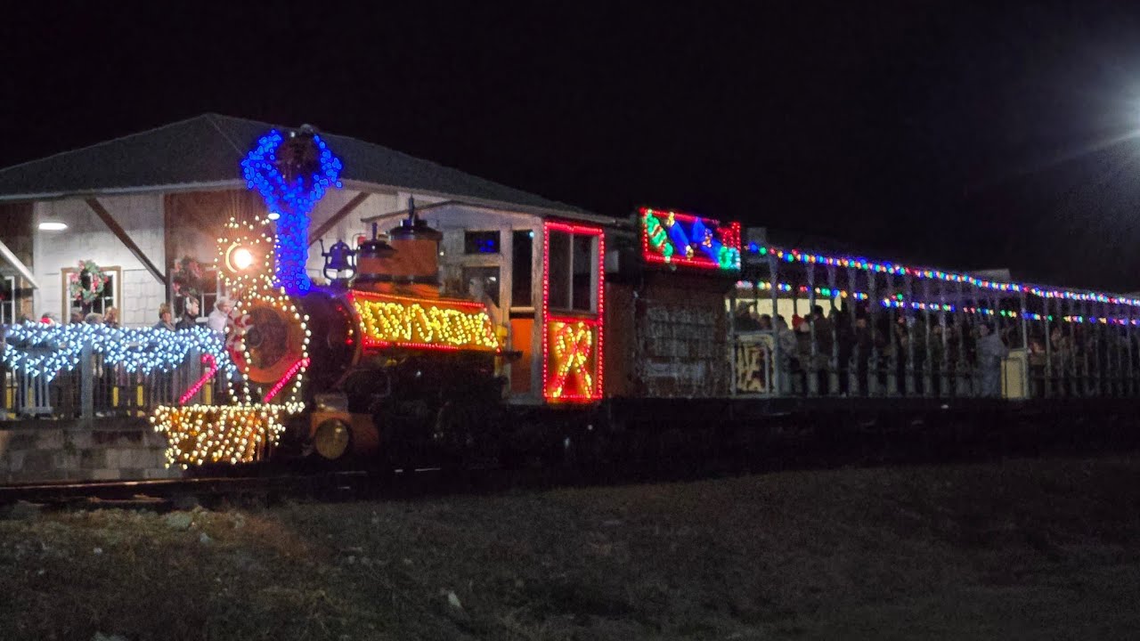 Kirby Family Farm Christmas Train - Dec 2024 - YouTube
