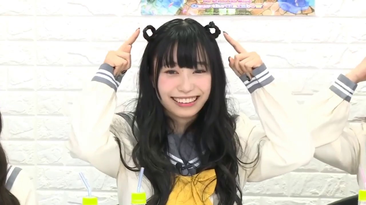 Ainya sticking fingers to Aikyan - YouTube