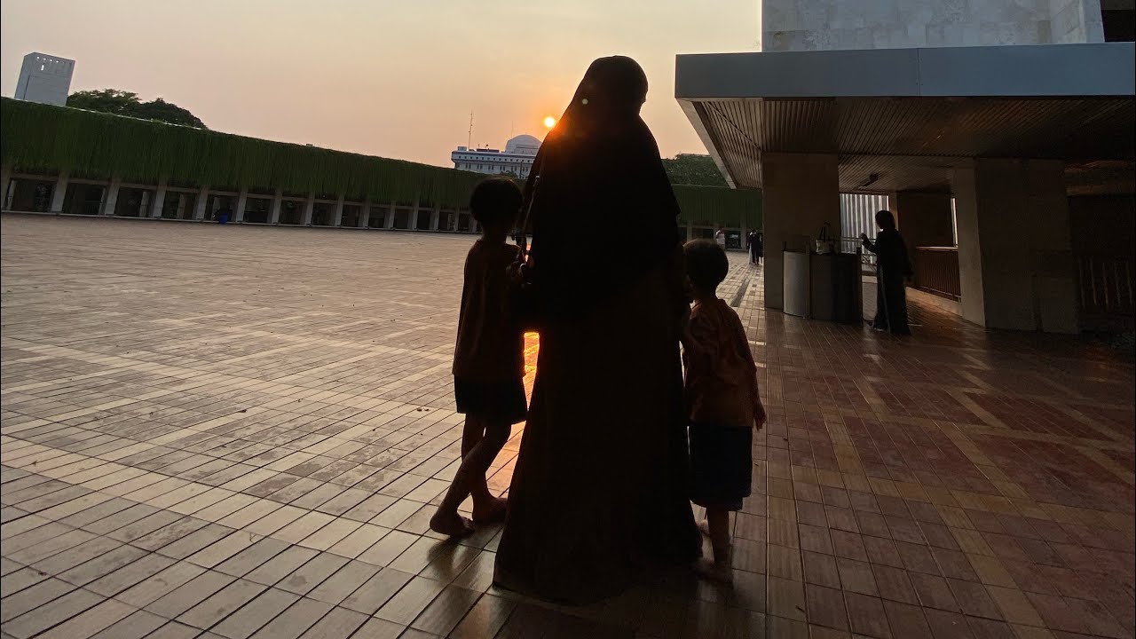 Jalan Jalan Sore Ke Danau Baru??? - YouTube