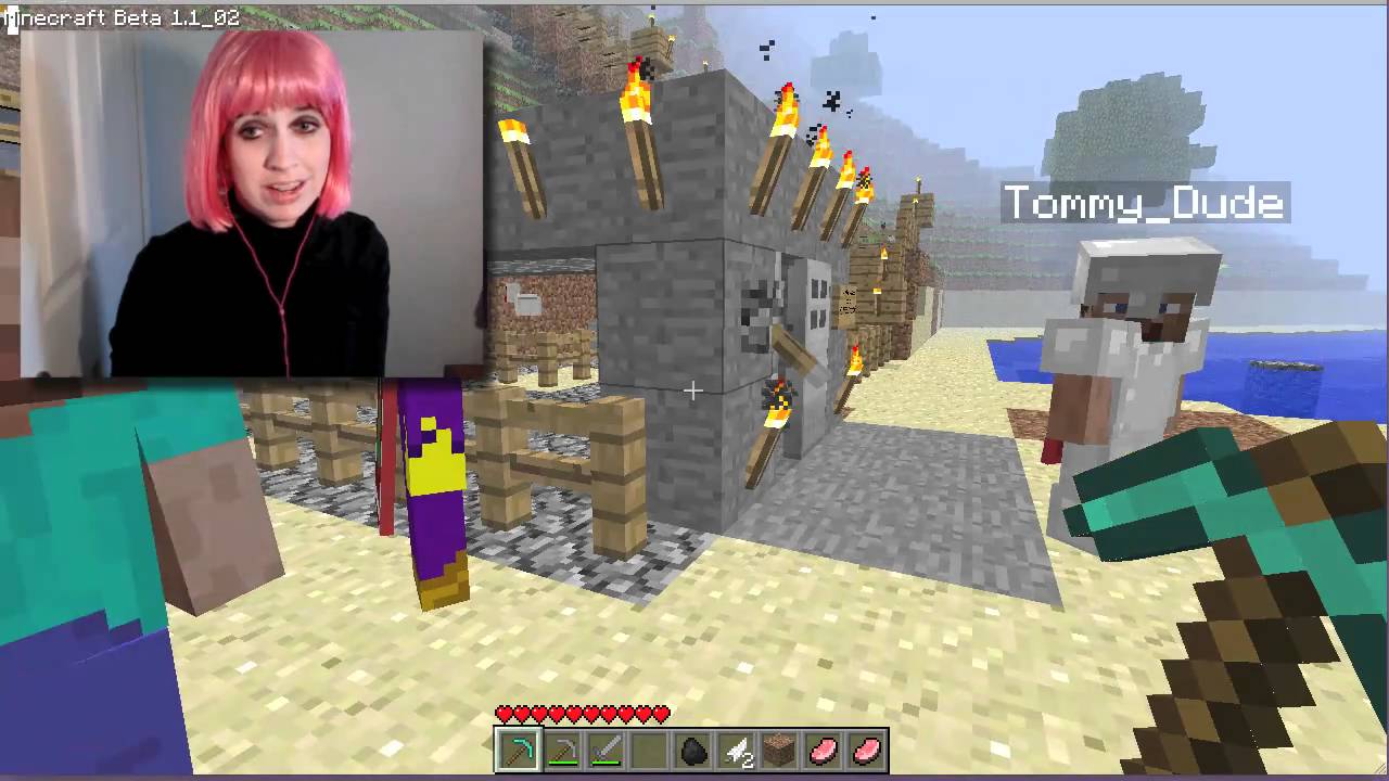 [Punching Reids - Episode 29 MinecraftChick] - YouTube