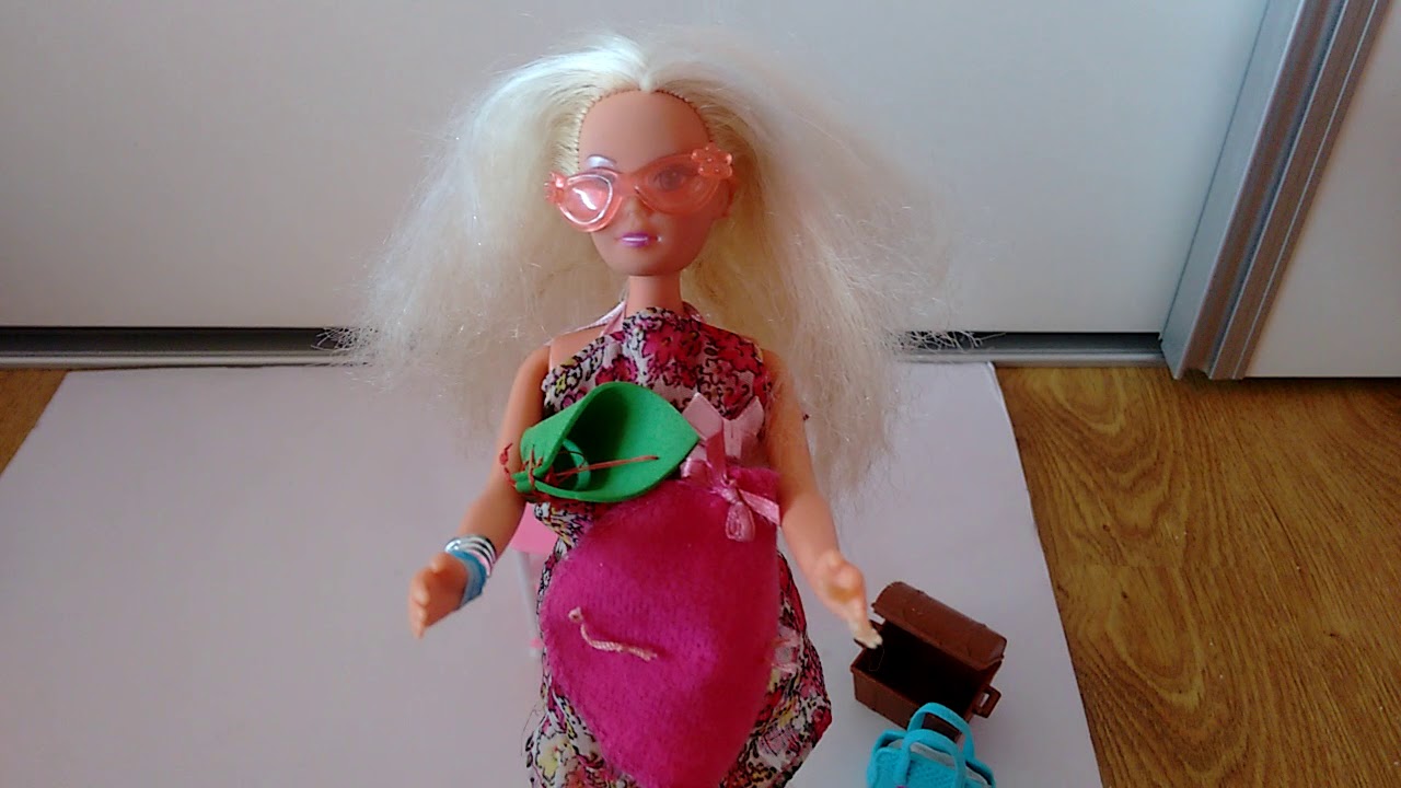 Barbie embarazada - YouTube