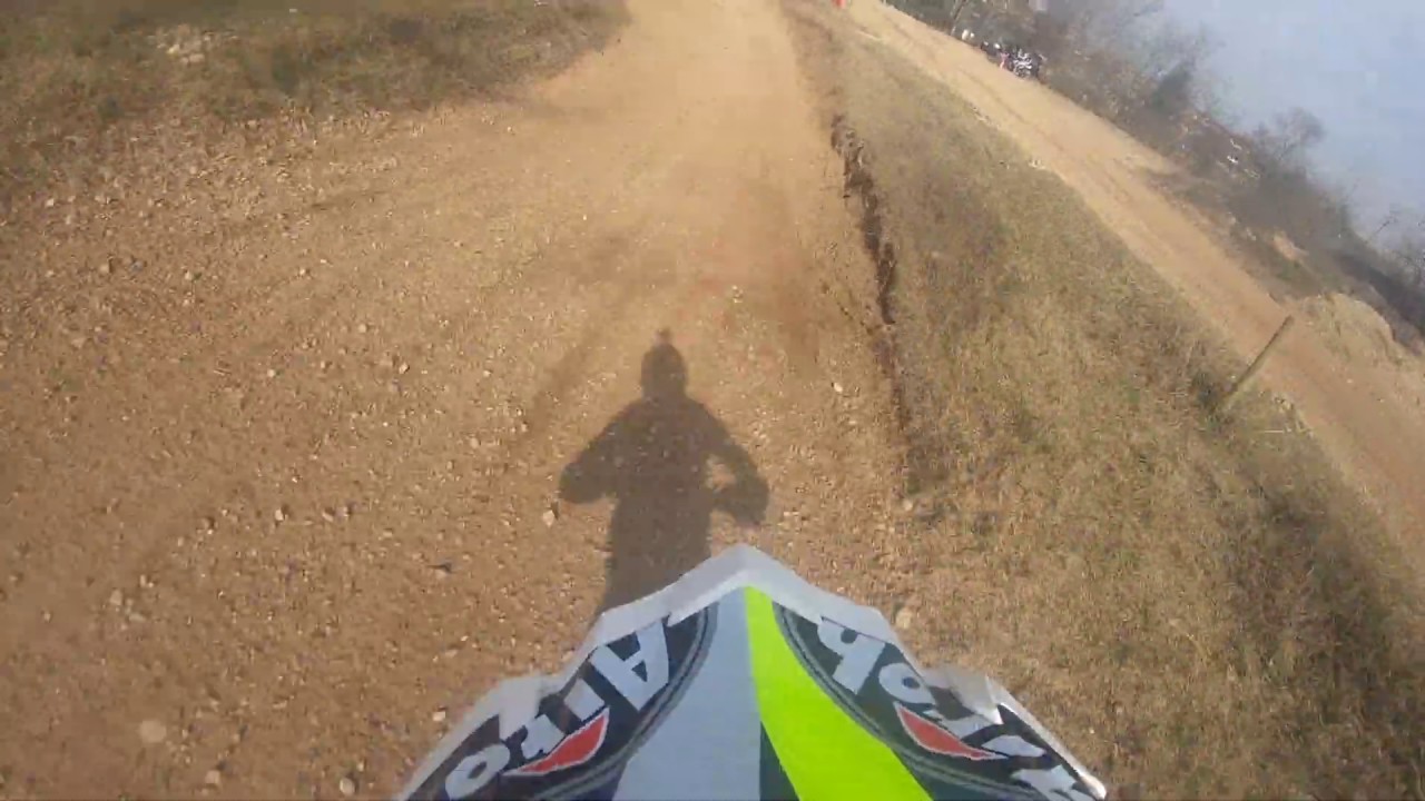 ALLENAMENTO IN PISTA DA CROSS castiglione delle stiviere - YouTube