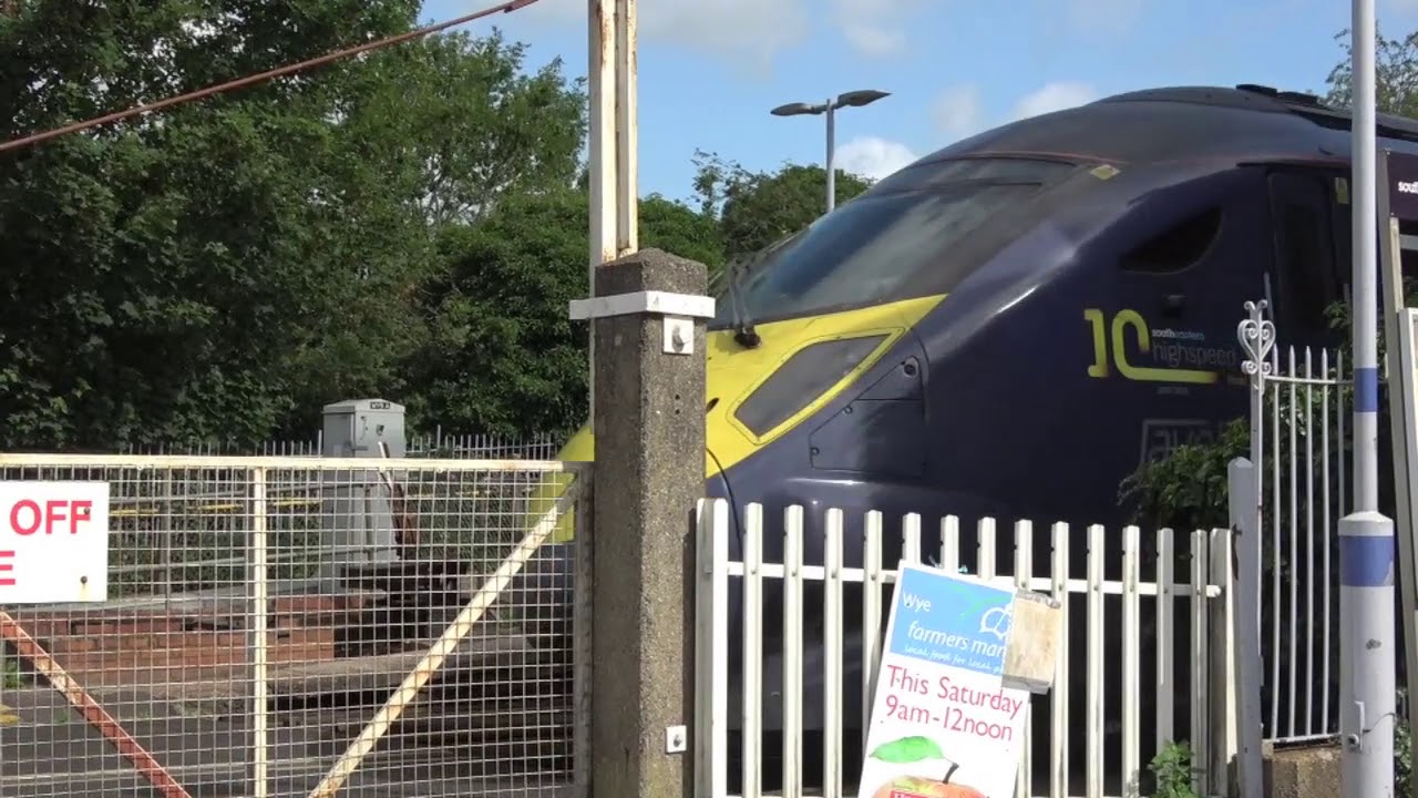 Wye Level Crossing - YouTube