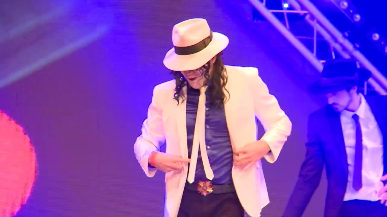 David As Michael Jackson - YouTube
