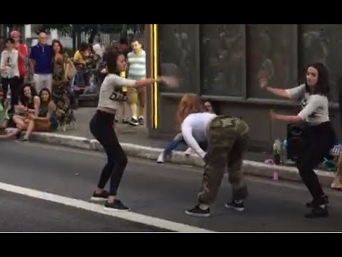 Brasil Street Dancers / Brezilya Sokak Dansçıları