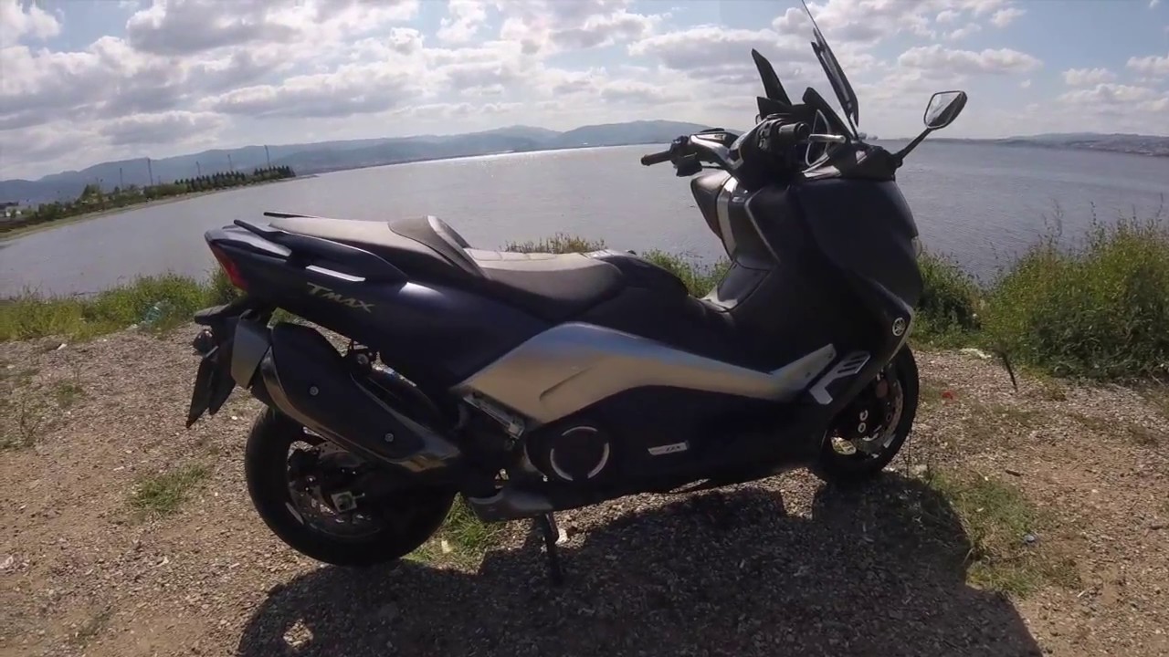 2017 Yamaha T-MAX DX Ride&Acceleration - YouTube
