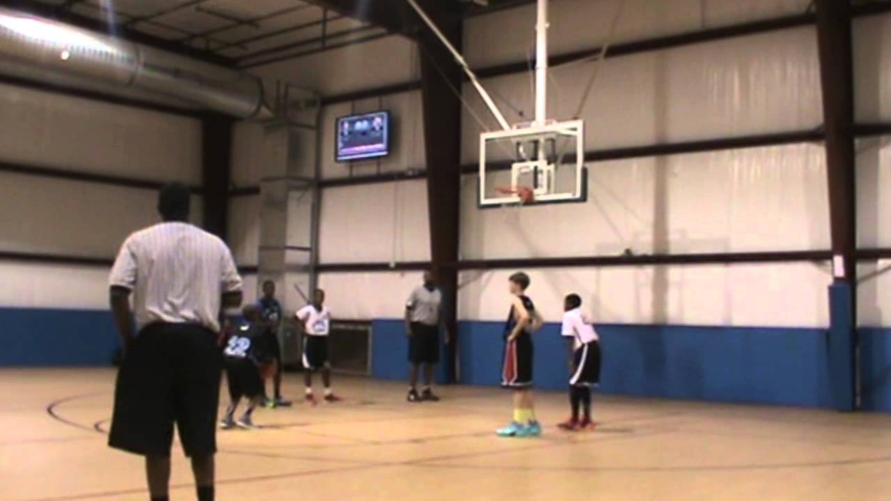 elijah lawrence 5th grade 2021 point guard #48 in country - YouTube